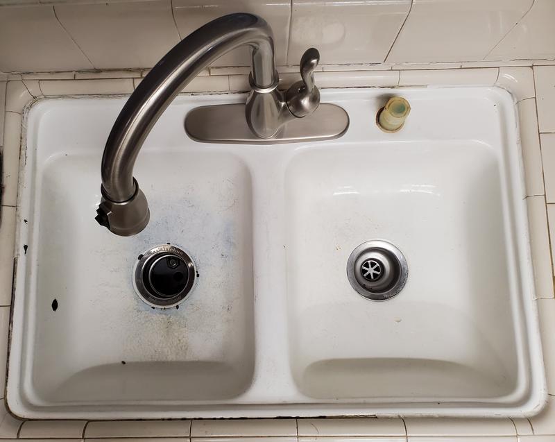 Delta Rivet Undermount 33-in x 19-in Stainless Steel Double Equal Bowl ...