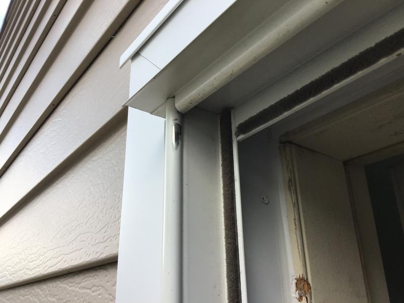 Pella Venetian 36-in x 81-in White Aluminum Reversible Hinge Storm Door ...