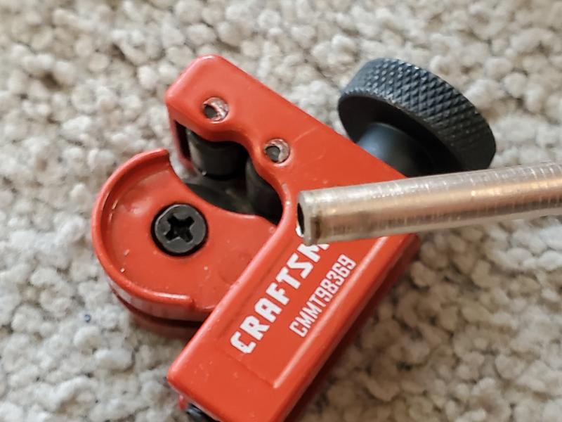 CRAFTSMAN Automotive Auto Tubing Cutter CMMT98369 at Lowes.com