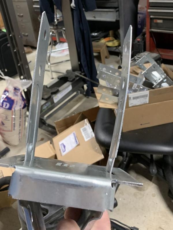 Simpson Strong-Tie PBS 4-in x 6-in G90 galvanized Wood to concrete ...