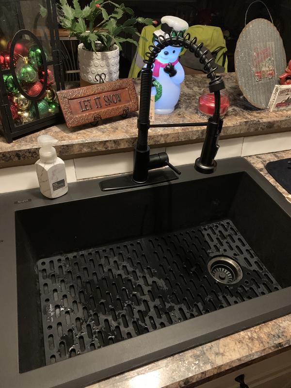 Ruvati Accessories 28-in x 14-in Silicone Sink Mat RVA41033BK at Lowes.com