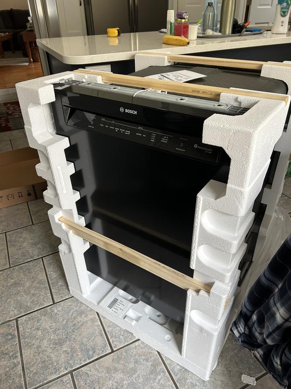 Bosch 100 Series 24-in Front Control Built-in Dishwasher ( White ...