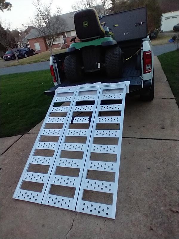 Kobalt 3.76-ft x 5.75-ft 1600-lb Capacity Folding Loading Ramp AC1008TR ...