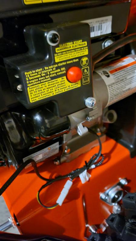 Shop Ariens Deluxe 24-in Two-stage Self-propelled Gas Snow Blower ...