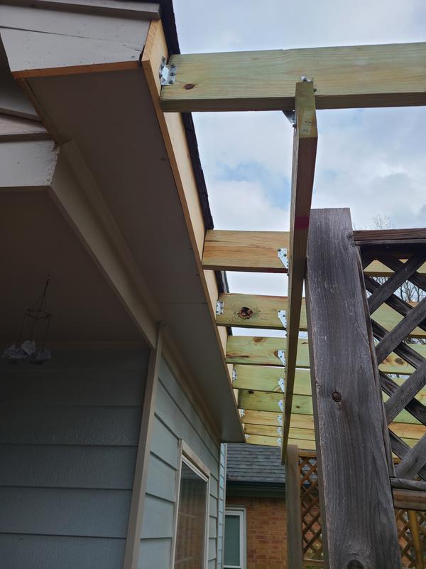 Simpson Strong-Tie H1 5-1/4-in 18 -Gauge ZMAX Steel Rafter tie Wood to ...