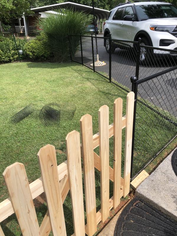 YARDLINK Diamond Grid 3-ft H x 4-ft W Black Steel No Dig Yard Decorative metal Fence panel in ...