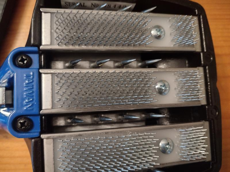 Capitol 17.25-in Professional 4-Pin Depth Settings Adjustable Gel ...