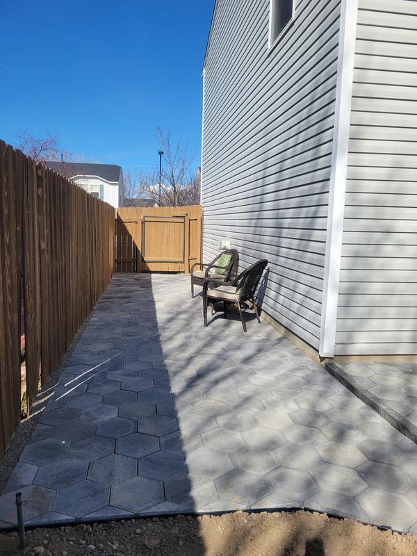 Shop Oldcastle 12ft x 3ft Hexagon Concrete Stone Walkway at Lowes.com