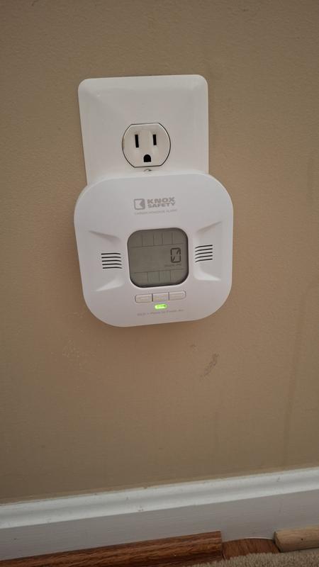Knox Safety 10-Year Battery Plug-in Carbon Monoxide Detector with Voice ...