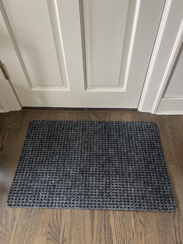 Nance 2.5-in x 15-ft Off-white Anti-slip Rug Tape 51951 at Lowes.com