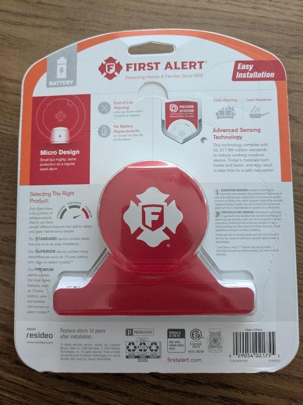 First Alert 10-Year Battery-operated Photoelectric Smoke Detector ...