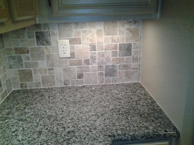 Avenzo Avenzo Silver 12-in x 12-in Tumbled Natural stone Versailles ...