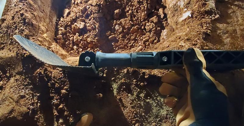Overland Vehicle Systems 14.25-in Poly D-Handle Trenching Spade ...