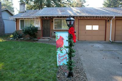 Gemmy 72.24-in Freestanding Lamp post Door decoration with White LED ...