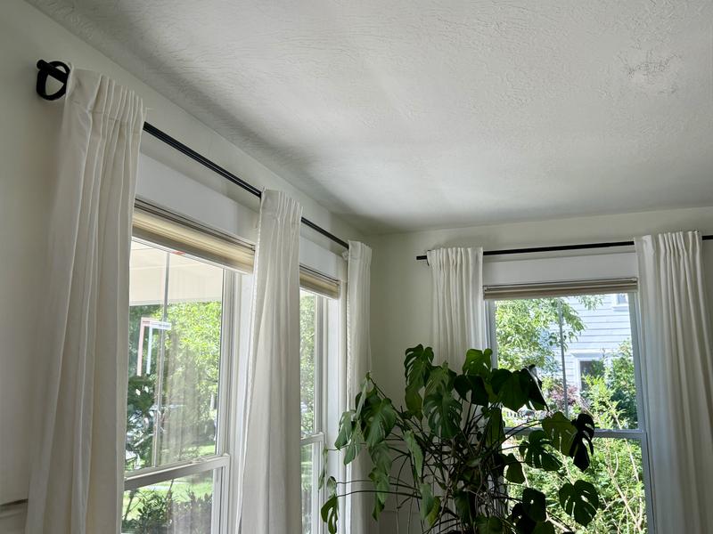 Umbra Ringlet 42-in to 120-in Matte Black Steel Single Curtain Rod with ...