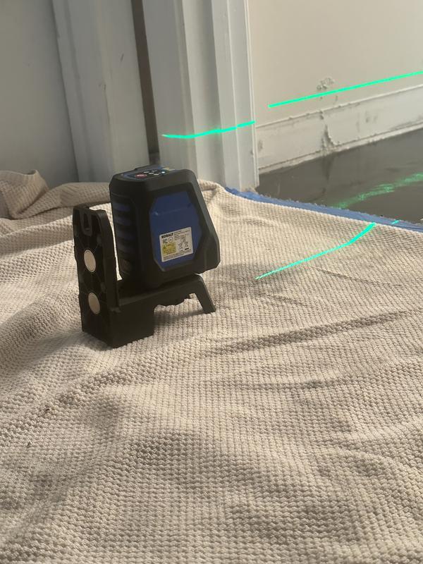 Kobalt 100-ft Green Self-Leveling Cross-line Laser Level 54402 at Lowes.com