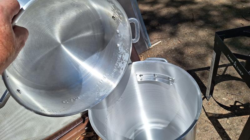 Camp Chef 30-qt Boil Pot and 10-qt Fry Pot with 1-Burner Propane ...