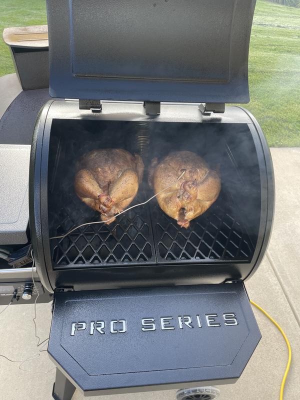 Pit Boss Pro 600-Sq in Black Pellet Grill in the Pellet Grills ...