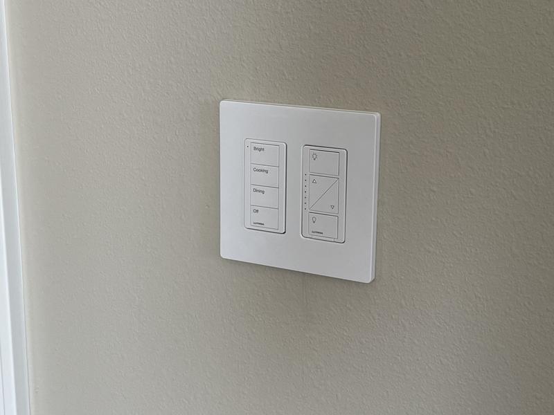 Shop Lutron (1-Pack) Caseta Smart Lighting Single-pole/3-way Smart ...