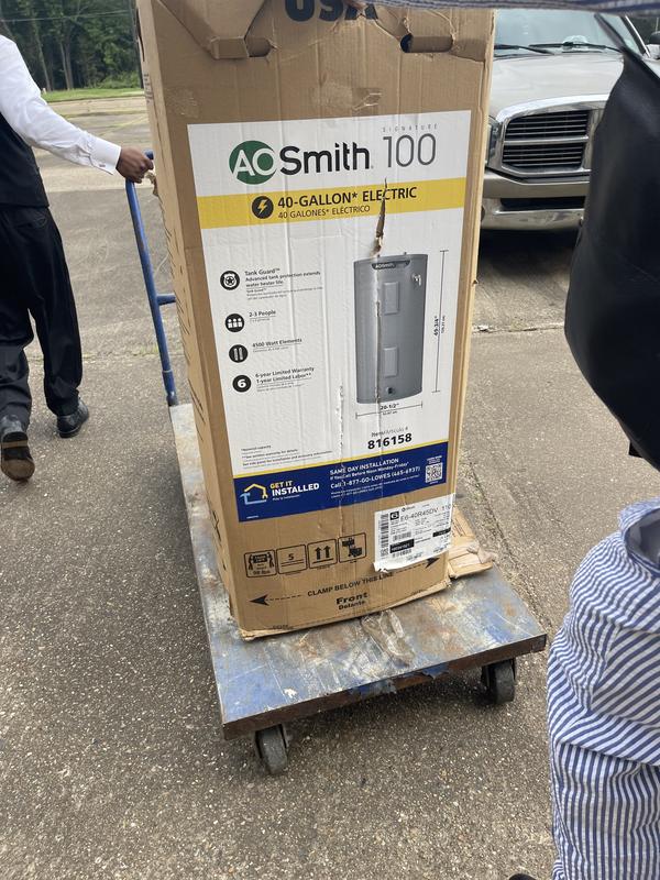 A.O. Smith Signature 100 50-Gallons Short 6-year Warranty 4500-Watt ...
