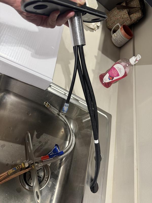 Shop Project Source Matte Black Kitchen Faucet with Sprayer and 3.5-in ...
