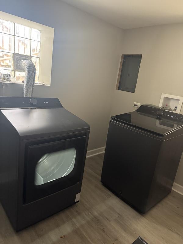 LG 7.3-cu ft Vented Smart Gas Dryer (Matte Black) ENERGY STAR DLG8401BE ...