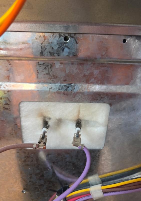 GE 30-in 4 Burners 5-cu ft Self-Cleaning Freestanding Electric Range ...