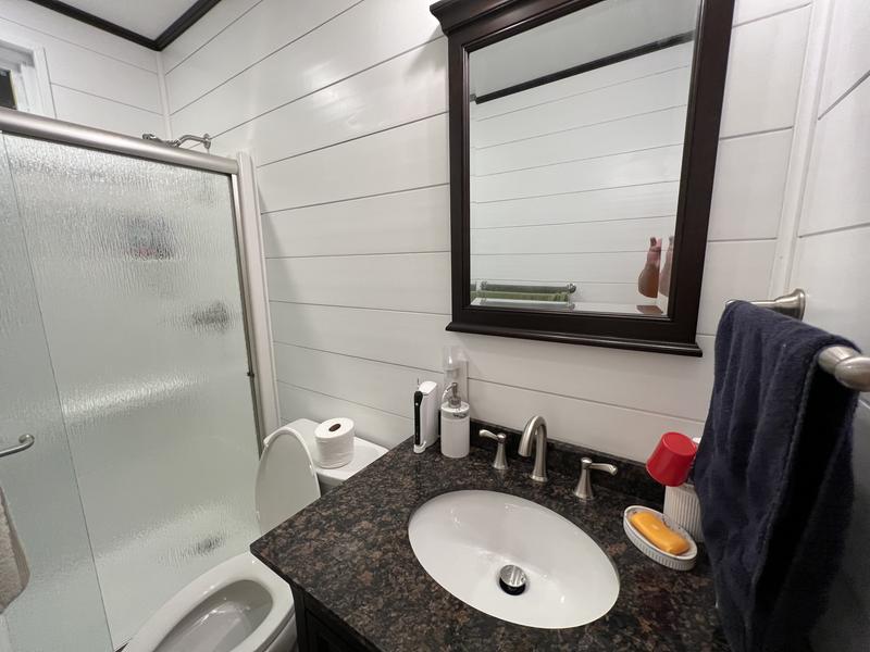 KILZ Klear Interior/Exterior Multi-purpose Water-based Wall and Ceiling ...