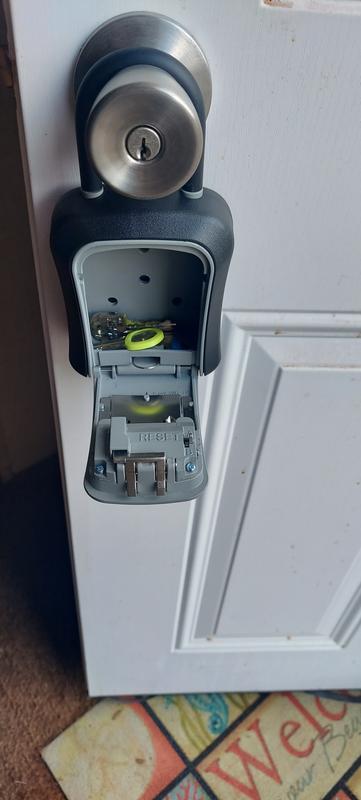 RELIABILT Combination Lock Box 9986950 at Lowes.com