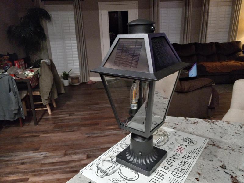 allen + roth Solar Lamp 17.32-in H Black Solar LED Pier-mounted Light ...