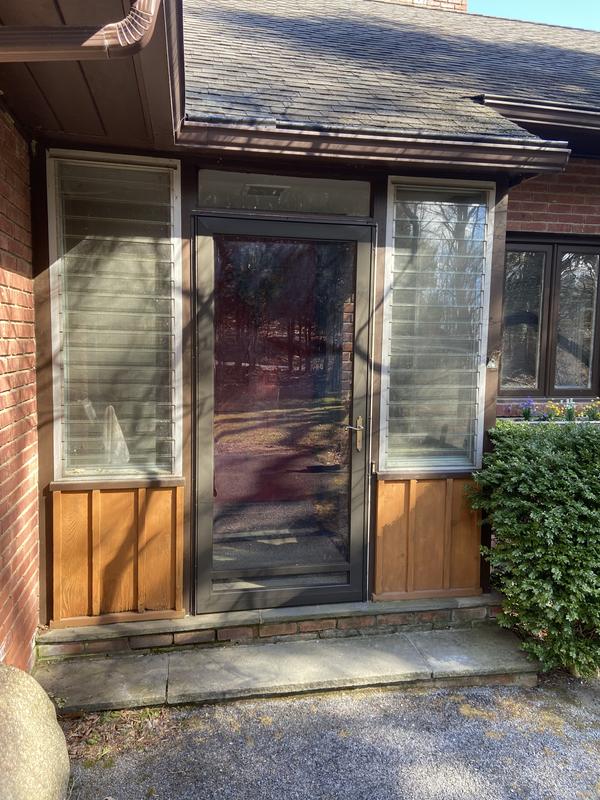 LARSON NuVent 36-in x 81-in Brown Full-view Aluminum Storm Door with ...