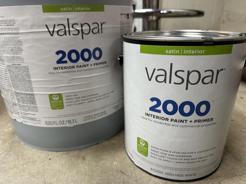 Valspar 4000 Flat High Hide White Latex Interior Paint (5-Gallon) 007. ...