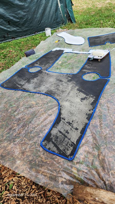 APOC 243 4.75-gallon White Elastomeric Reflective Roof Coating ( 1-year ...