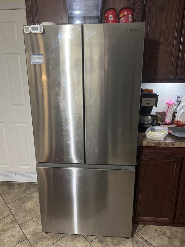 Samsung Counter-Depth 18-cu ft 3 -Door 33-in Wide with Ice Maker ...