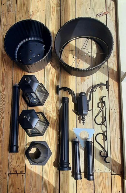Sun-Ray 25-in W Medium Black Metal Outdoor Planter With Drainage Holes ...