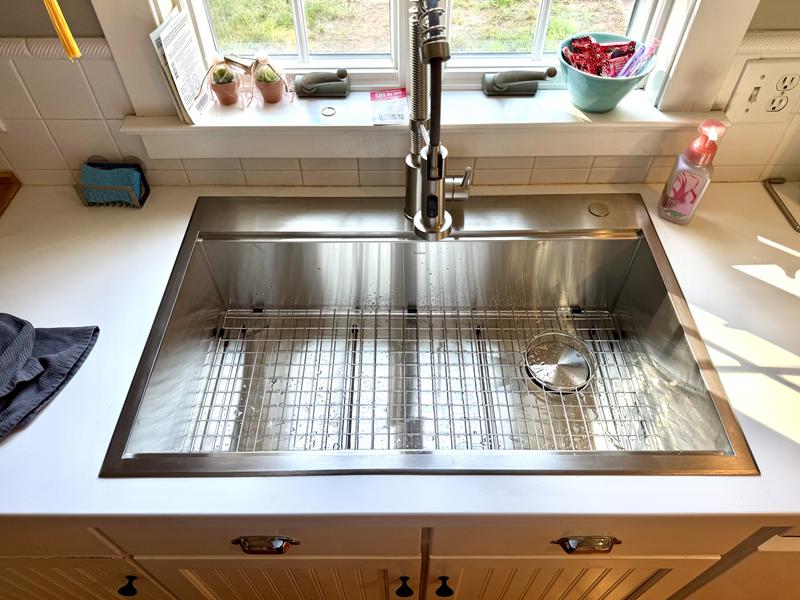 Kraus Kore Drop-in 28-in x 22-in Stainless steel Single bowl 16 -Gauge ...