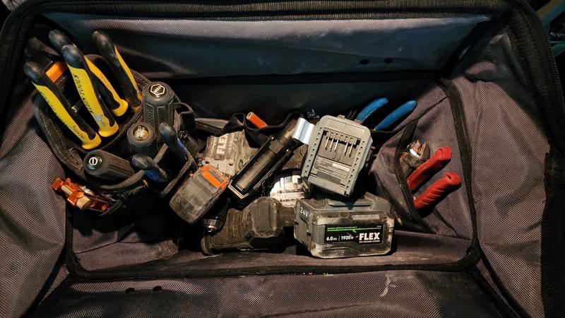 TOUGHBUILT Polyester Shoulder Strap One Shoulder Strap TBL-455-B at ...