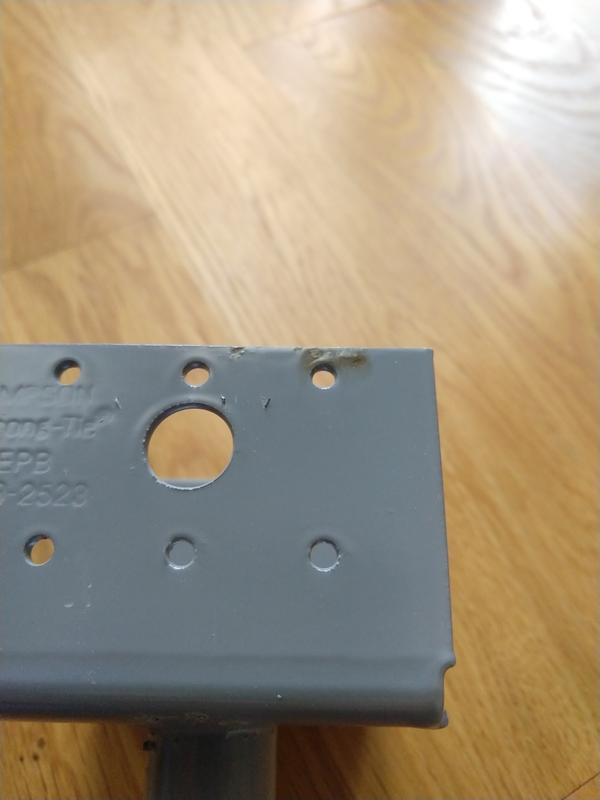 Simpson Strong-Tie EPB 4-in x 4-in Painted Wood to concrete (cast in ...