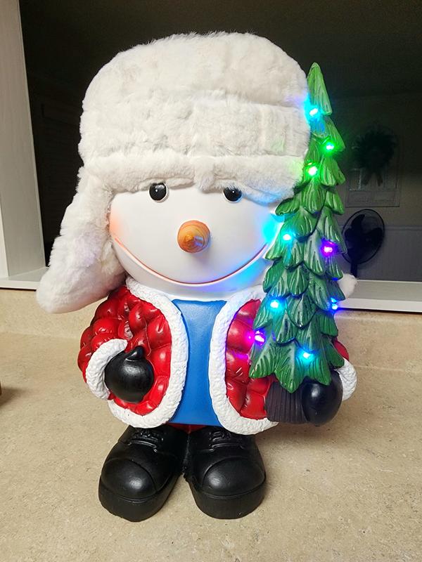 Holiday Living 18.31-in Lighted Animated Snowman Sculpture in the ...