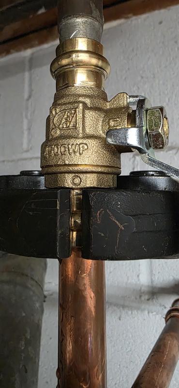 Streamline 1/2-IN Ball Valve 117-723LPV at Lowes.com