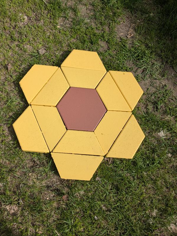 Oldcastle 12-in L x 5-in W x 2-in H Trapezoid Scandina Concrete Patio ...