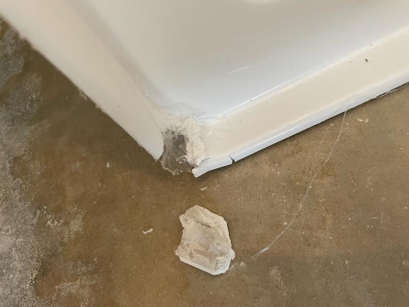 allen + roth Platform 60-in W x 32-in L White Single Threshold ...