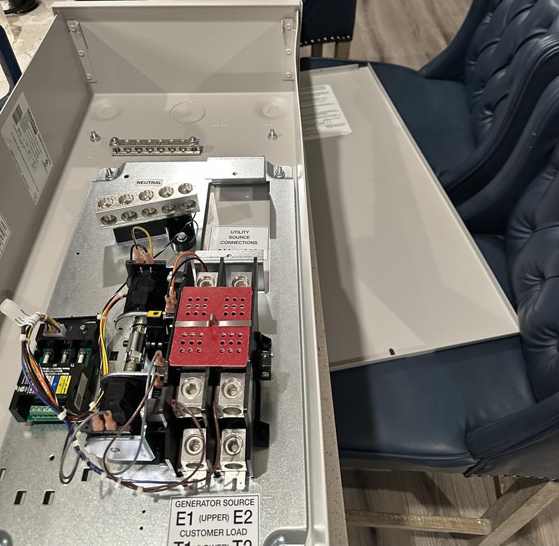 Generac 200 -Amp Next Generation Automatic Transfer Switch in the ...