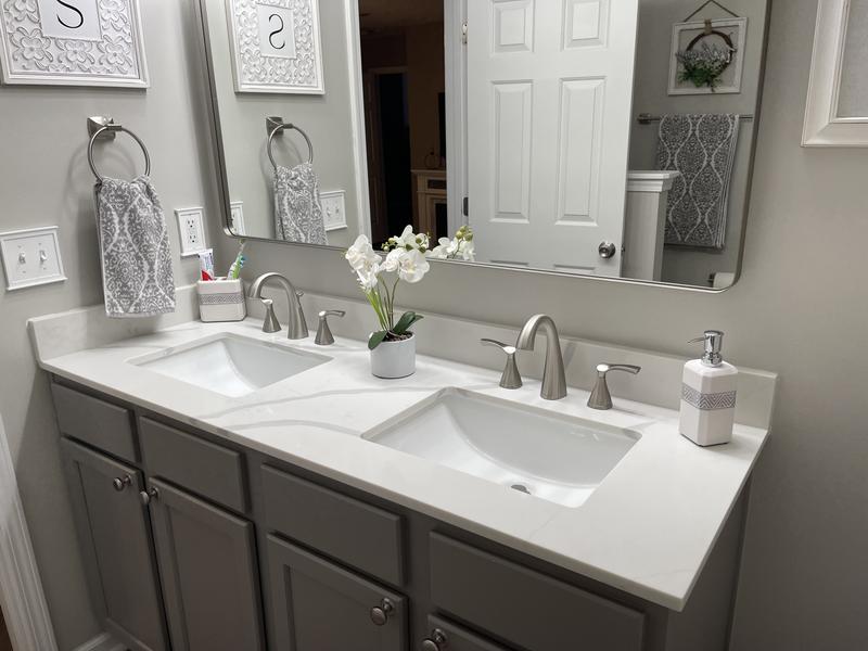 allen + roth Calacatta quartz 61-in x 22-in White Quartz Undermount ...