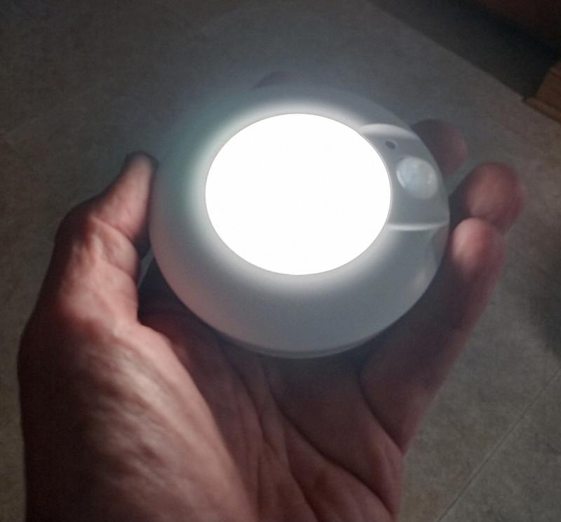 Utilitech 4-Pack Color Changing with Remote Control LED Rechargeable ...