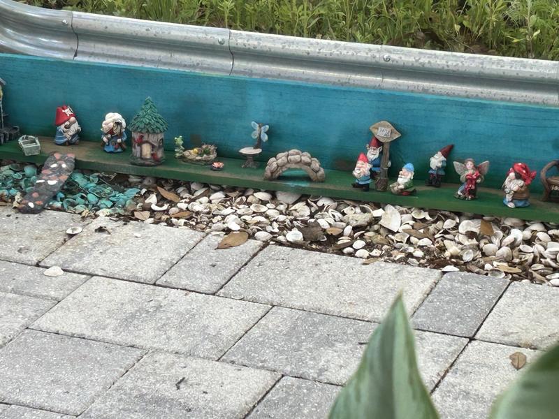 Project Source Gloss Green/Gloss Spray Paint (NET WT. 12-oz) AL78805 at ...