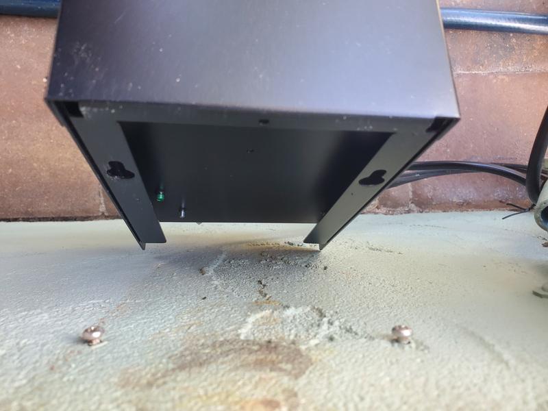 Harbor Breeze 200 -Watt Multi-Tap Transformer Landscape Lighting ...