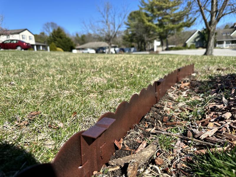 Garden Accents 3-ft x 5-in Bronze Rust Resistant Steel Landscape edging ...