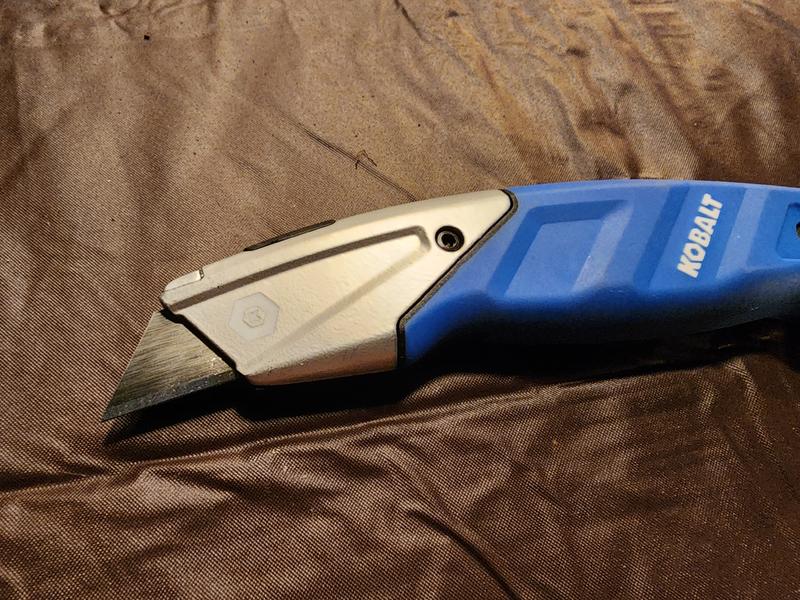Kobalt Heavy Duty Fixed 3/4-in 3-Blade Box Cutter Utility Knife with On ...