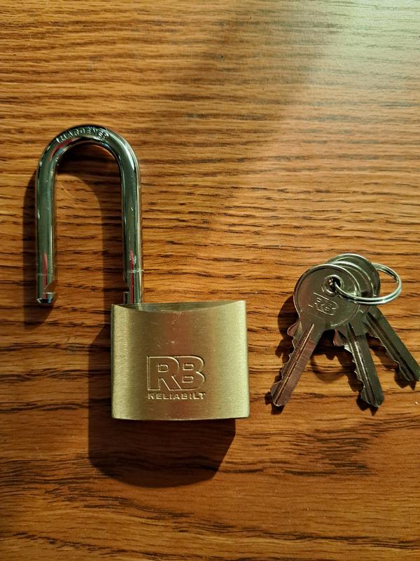 RELIABILT Keyed Padlock, 1-9/16-in Wide x 1-1/2-in Shackle in the ...